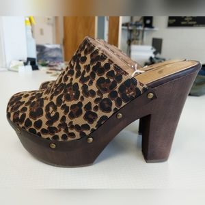 Report | Shoes | Nwt Report Sexy Cheetah Print Chunky High Heel Clogs ...